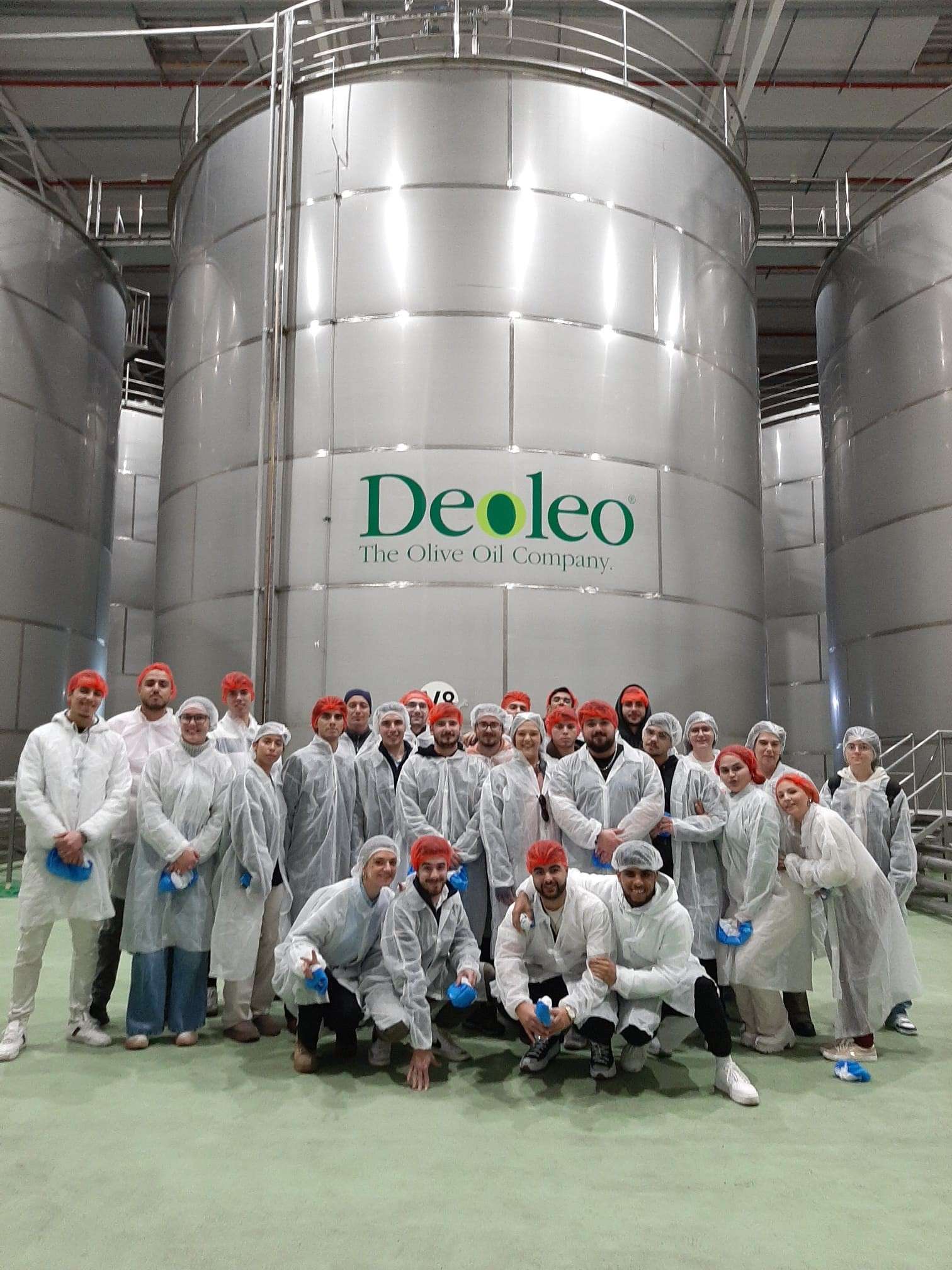 Deoleo y Fundación Cruzcampo forman a 60 futuros hosteleros en el ...